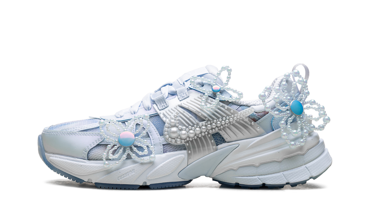 Nike V2K Run Susan Fang Artist Collection (IB7426-400) - Sneak